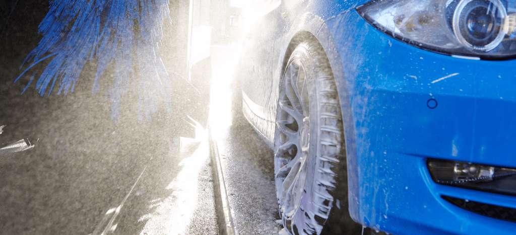 Autowäsche im Winter