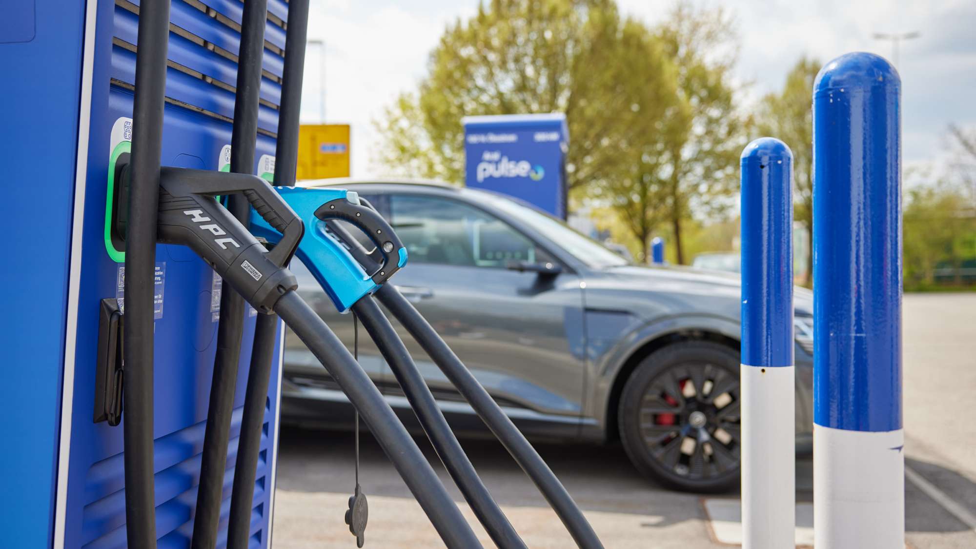 Schnellladestation & Ladesäulen für dein E-Auto | Aral pulse