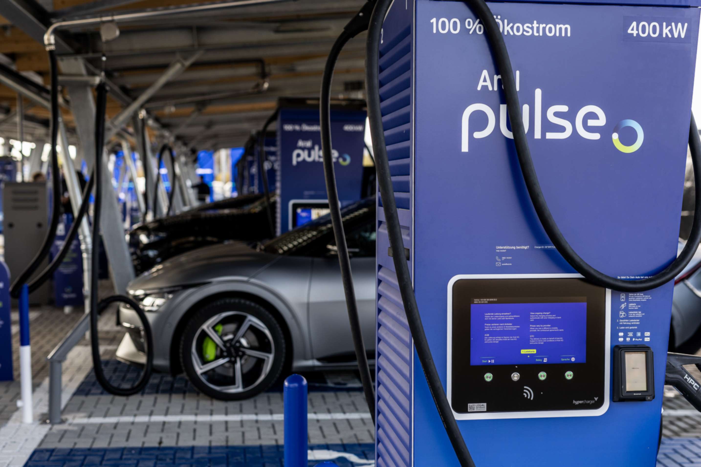 Neue Ultraschnell-Ladesäulen von Aral pulse in Mannheim