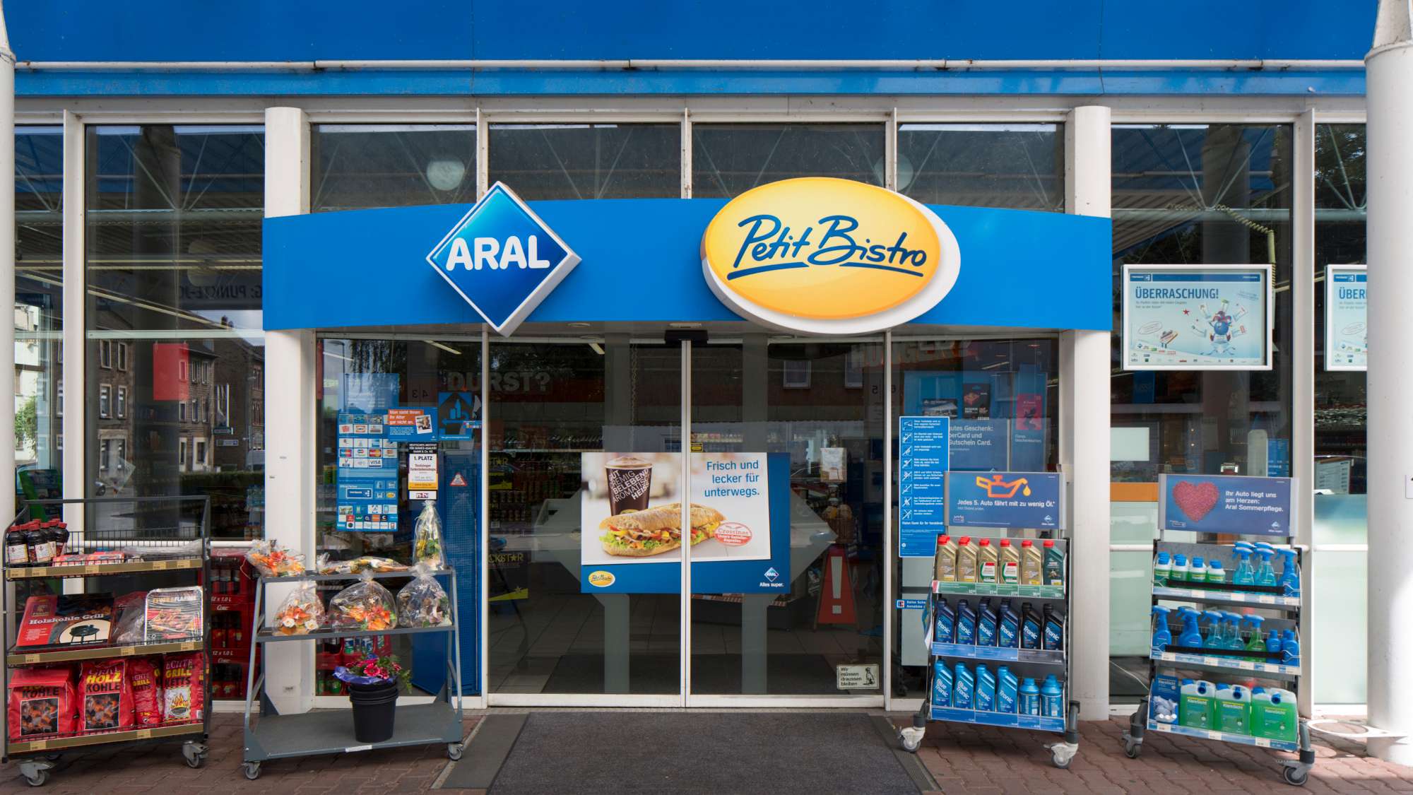 Tankstelle | Presse | Home