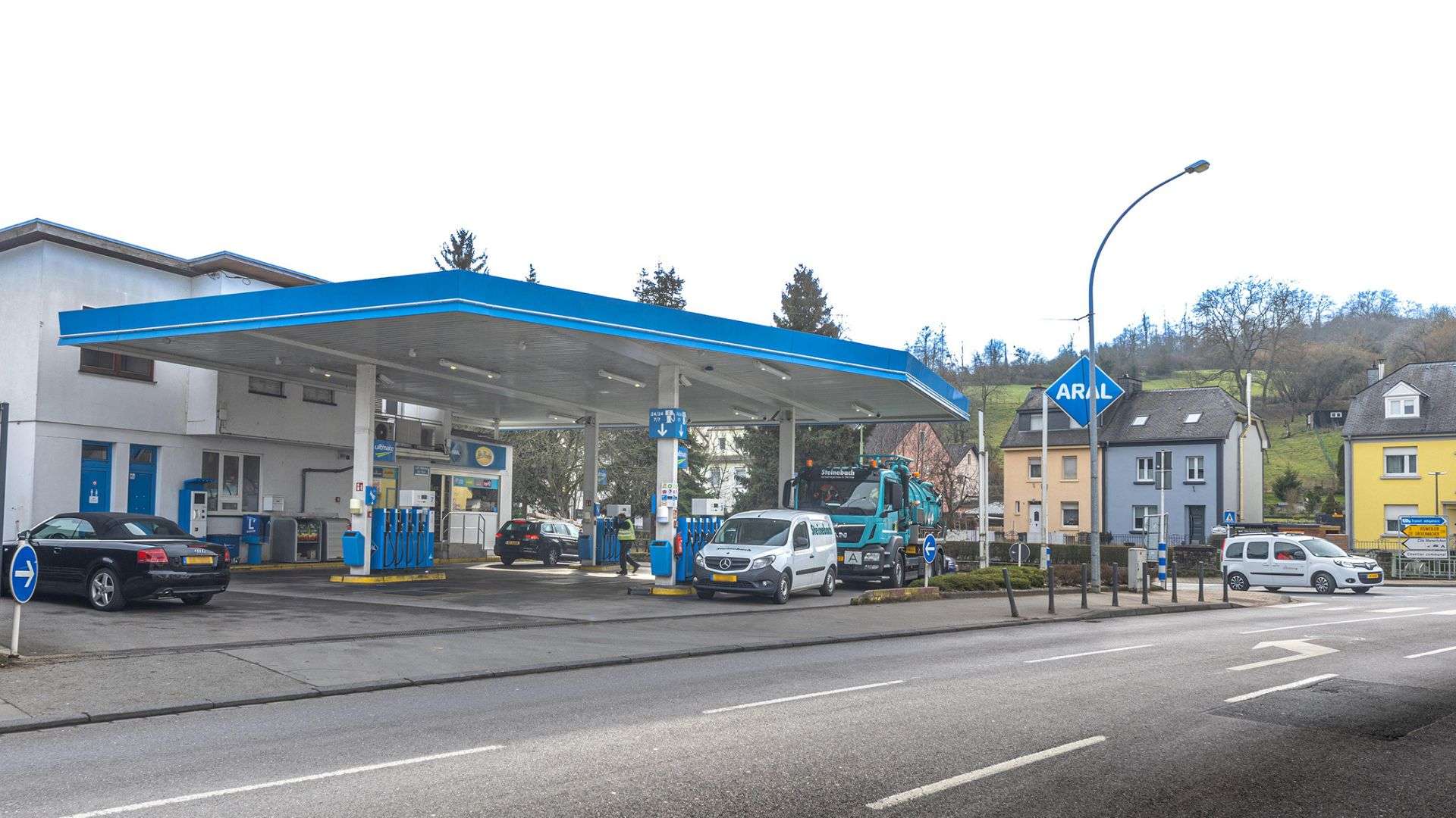 Les stations-service Aral - Est